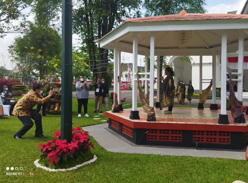 Gelaran Lomba Fotografi Pesona Ecoprint di Istana Kepresidenan Yogyakarta